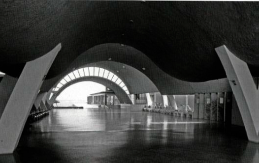 La nueva arquitectura de edificios públicos y los procesos de ...