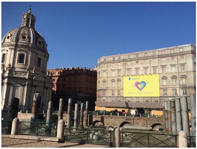 A RELAÇÃO ENTRE ANÚNCIOS COMERCIAIS E A PAISAGEM URBANA DE ROMA